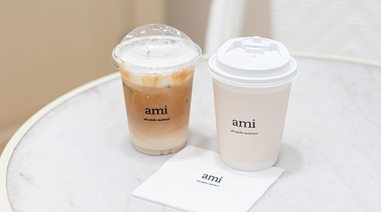 จิบกาแฟแบบชาวปารีเซียงที่ Le Café AMI Bangkok ป๊อปอัพคาเฟ่ของแบรนด์ ...