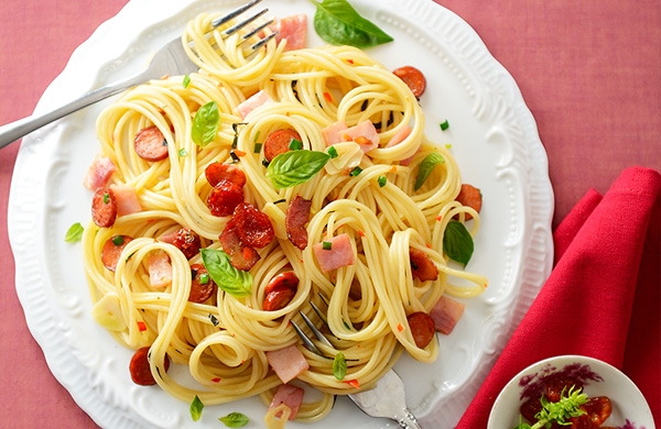 Spaghetti with Cabanossi - Gourmet & Cuisine Magazine