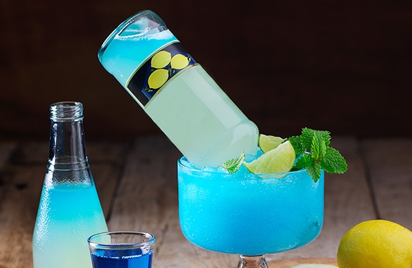 Upside Down Blue Lemonade - Gourmet & Cuisine Magazine