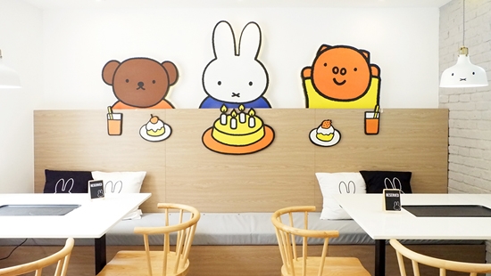 อร่อยมุ้งมิ้งกับ Miffy's Garden Cafe ที่ซานโตรินี พาร์ค ชะอำ - Gourmet ...